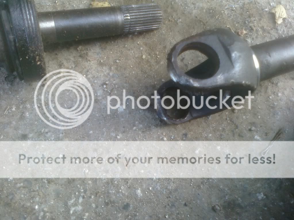 U-joint exploded - Ford Truck Enthusiasts Forums