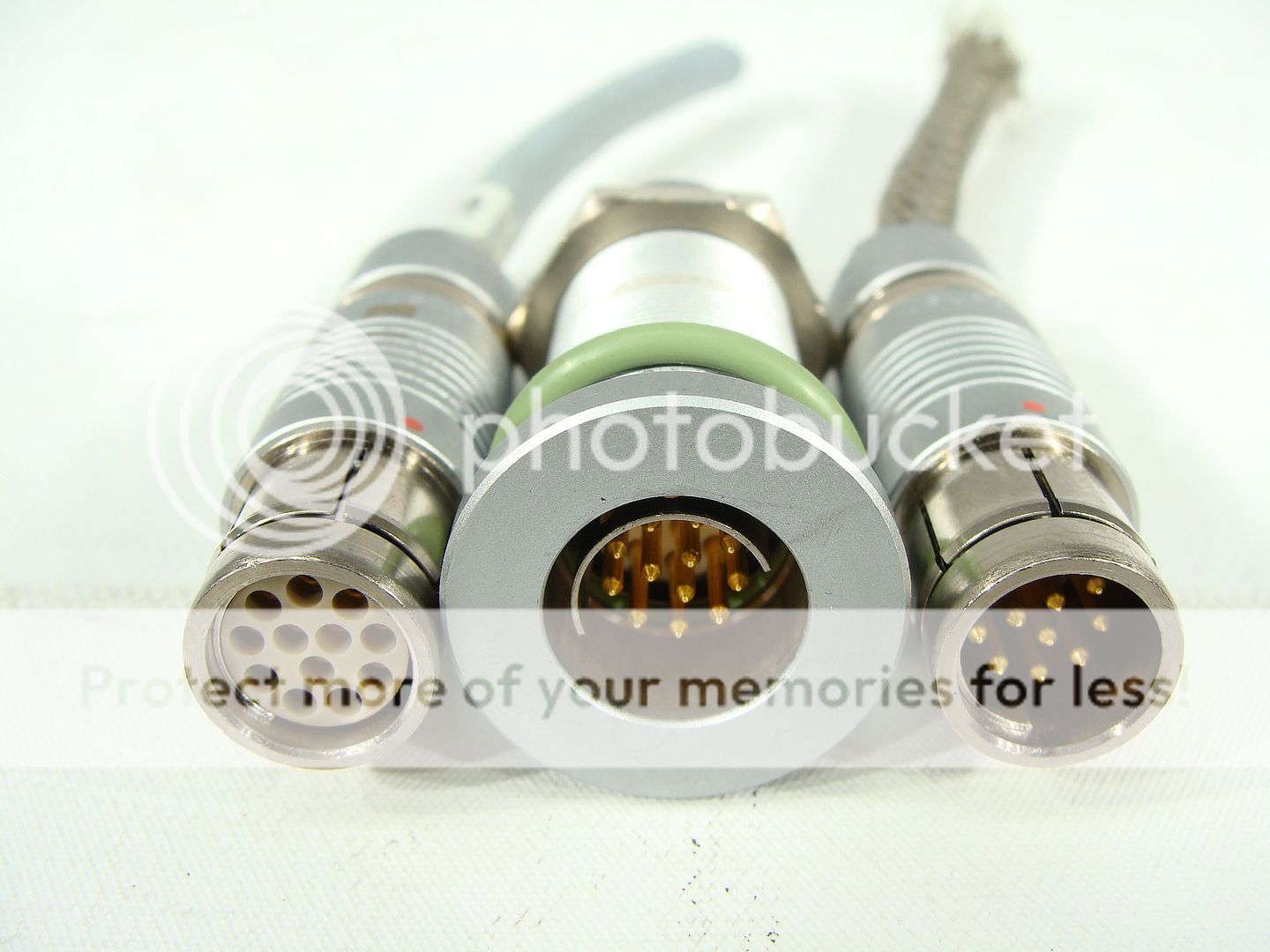 Fischer Core Series High Vacuum Feedthrough Circular Connector 12-Pin W ...